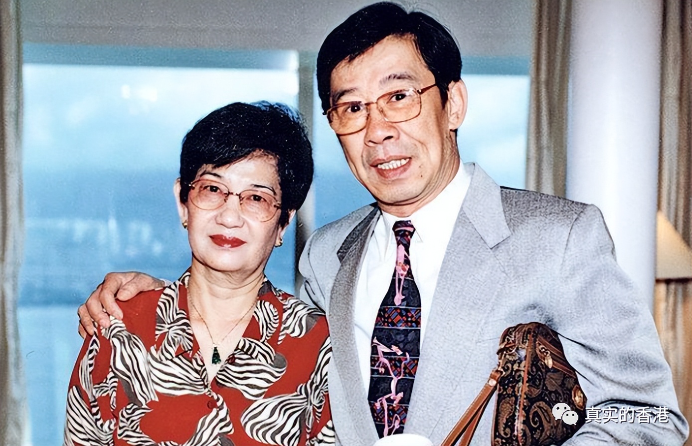 "90-year-old Hu Feng proposed to 88-year-old Roland", fake - iMedia