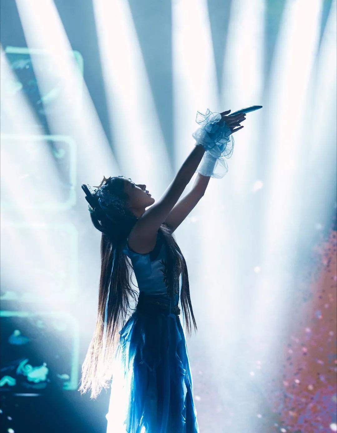 Cheng Xiao's blockbuster movie "Liu Li" - iNEWS