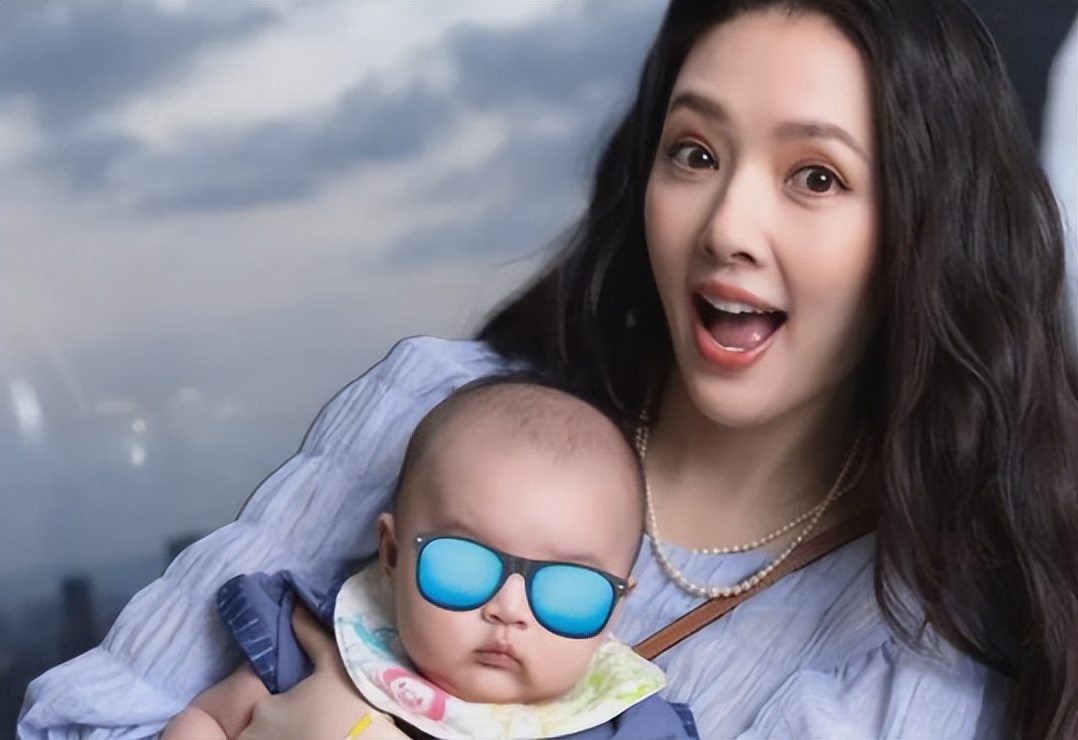 Is it really divorced? Guo Biting was exposed to return to Hong Kong ...