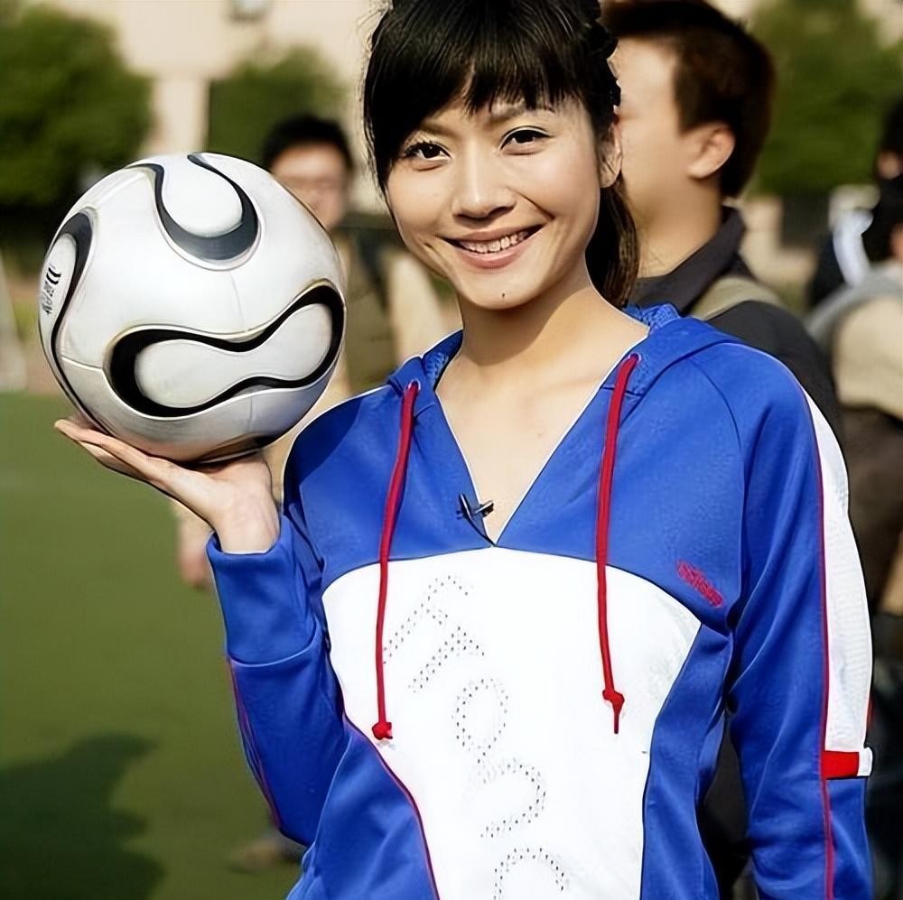 Ji Xueping, became famous at the age of 14, married into a wealthy ...
