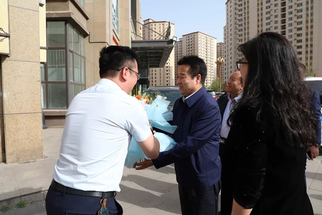 Young Entrepreneur of Hui Girl: Li Nan of Shanxi Qianbai Trading Co ...