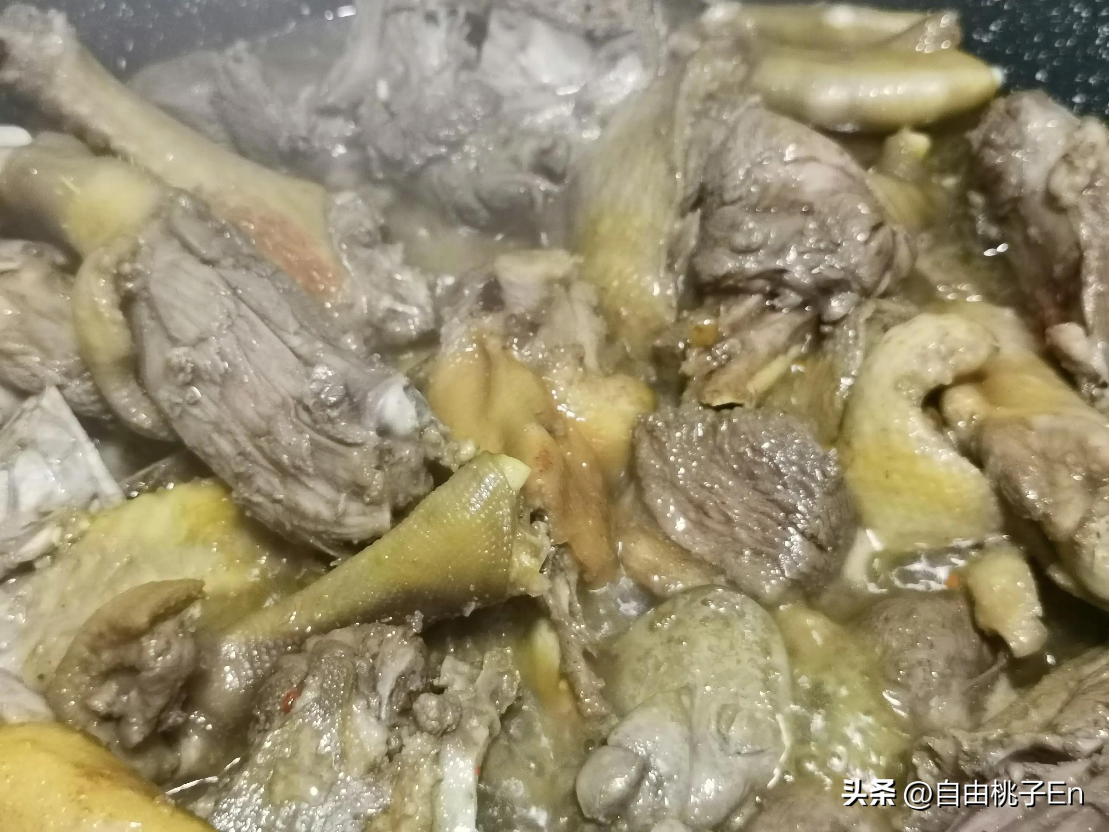 Braised Goose with Sour Bamboo Shoots - iNEWS