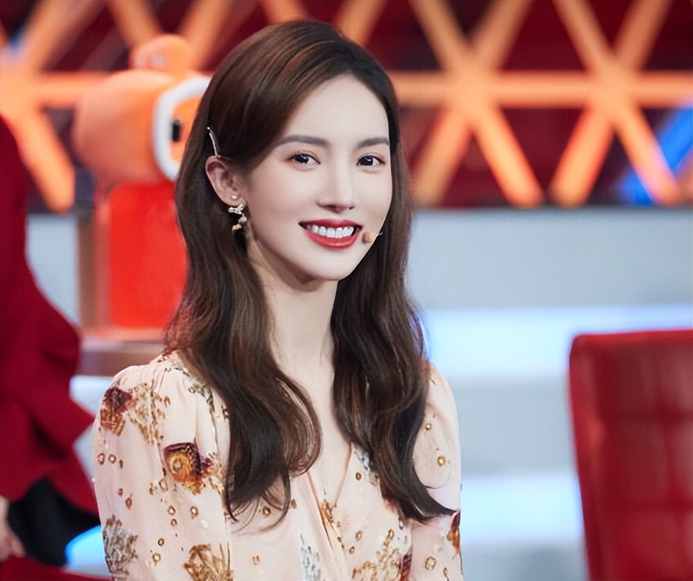 The love history is seamlessly connected, the netizen with playful content, "sexy croupier" Jin ...