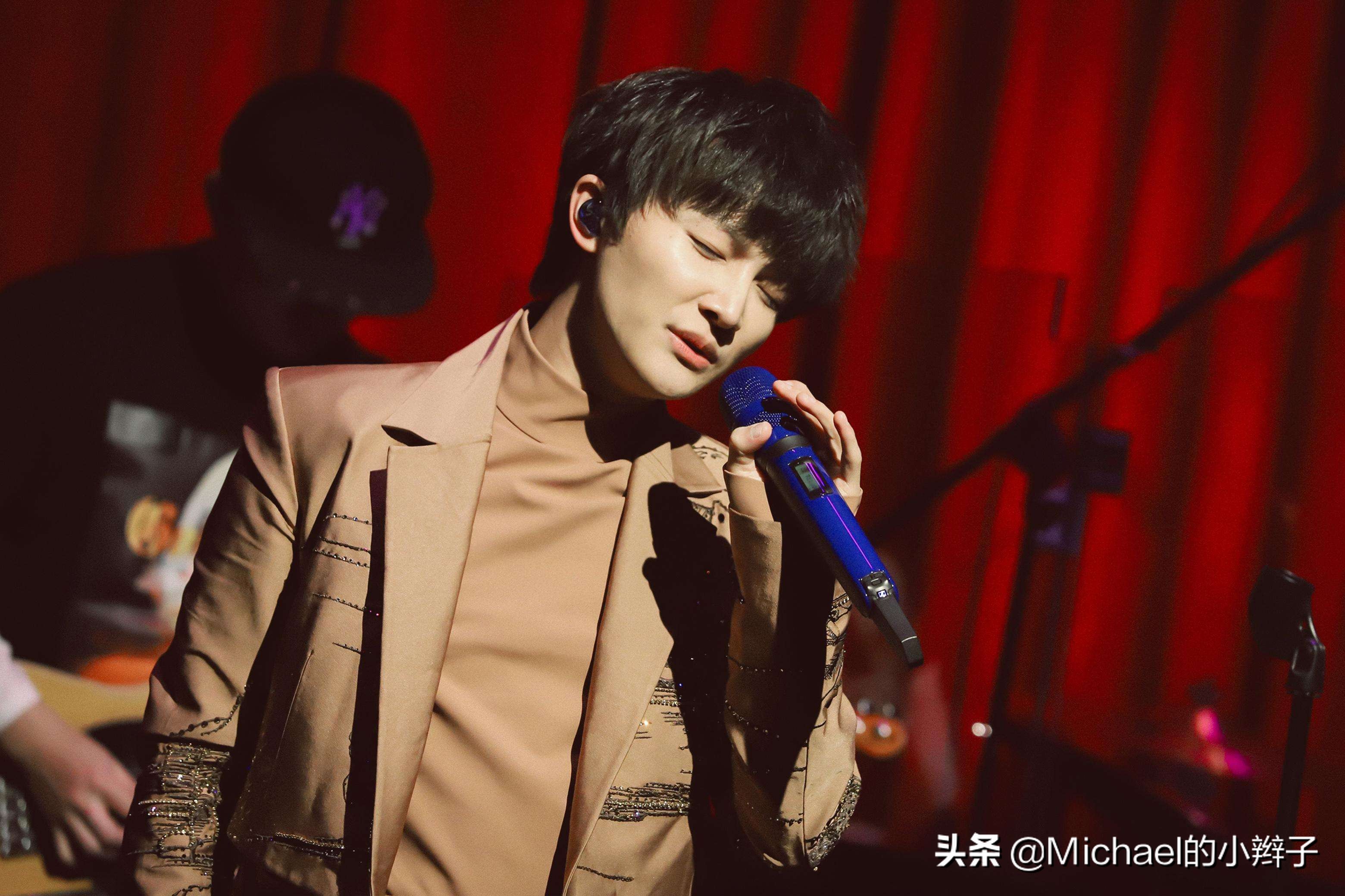 Zhou Shen VS Zhang Yusheng, the strongest singer of the last century ...