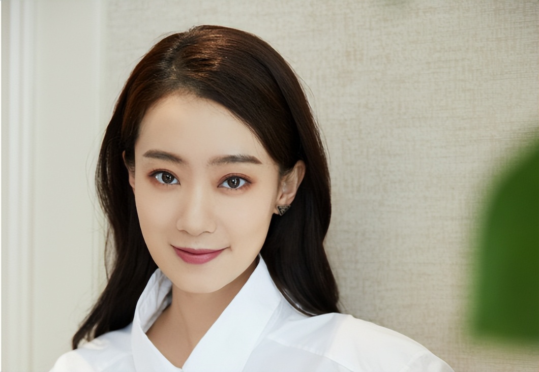 "Golden Rooster Queen" Zhang Xiaofei, who became a blockbuster after ...