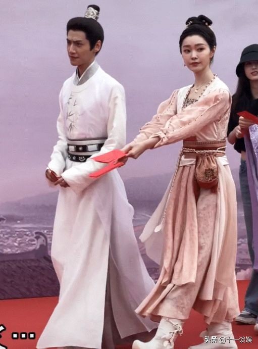 "Yan Xin Ji" started, Luo Yunxi caused controversy by wearing thick ...
