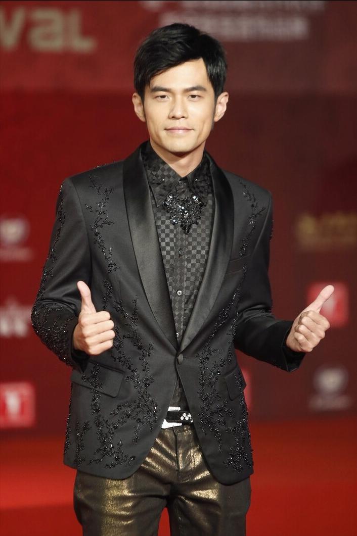 Tao Zhe's new song hit Weibo hot search, PPT godfather is back~ - iNEWS