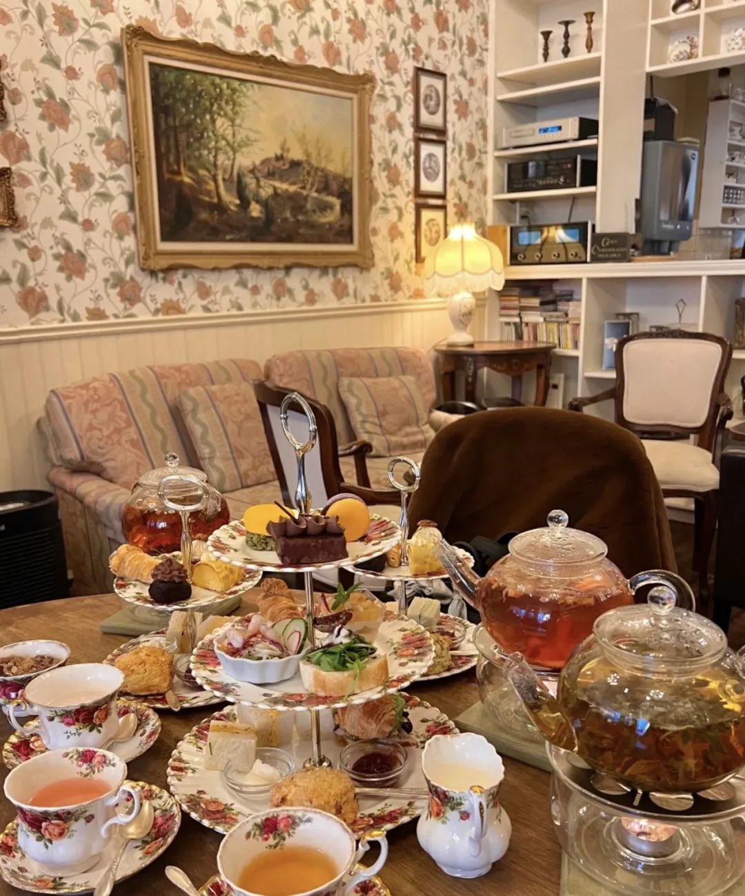 English Afternoon Tea Etiquette Introduction - iNEWS