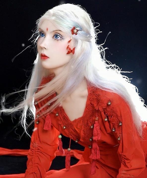 Di Lila: Relying on 108 dollars to become a Barbie, the rich and ...