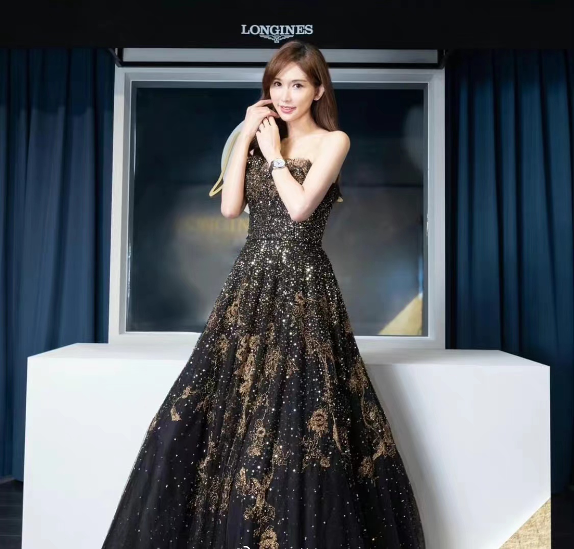 The new look of Lin Chiling's event is so beautiful, wearing a black ...