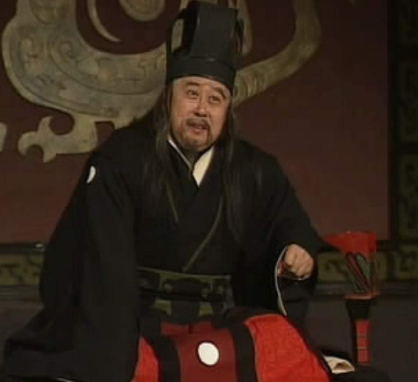 Han Qi is selfish, greedy and hypocritical. He has been in power for 28 ...