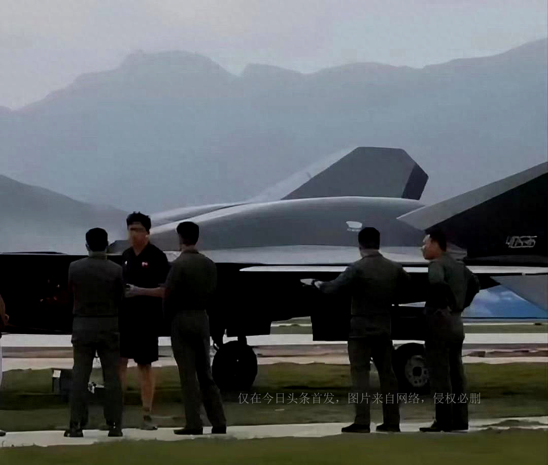 The footage before the "test flight" of the Baidi fighter jet was ...