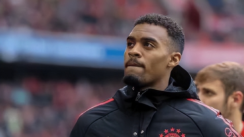 Mirror: Man City to battle Liverpool for Gravenberg if Bellingham is ...