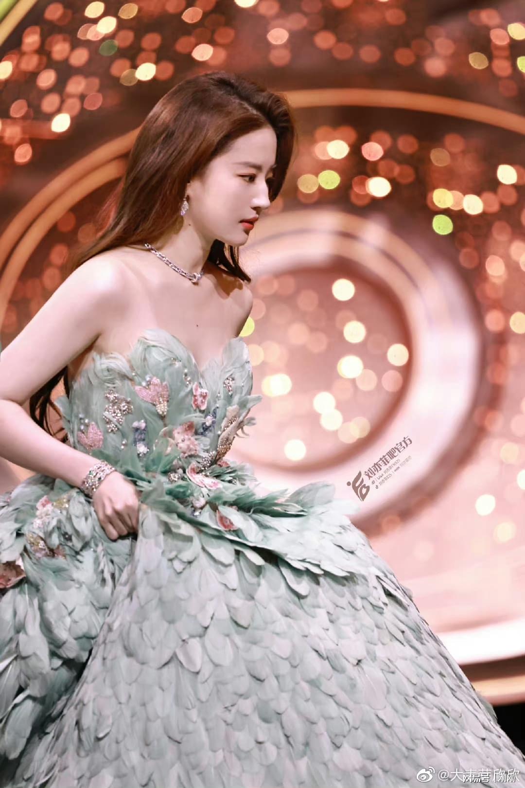 Liu Yifei, queen of internal entertainment - iMedia
