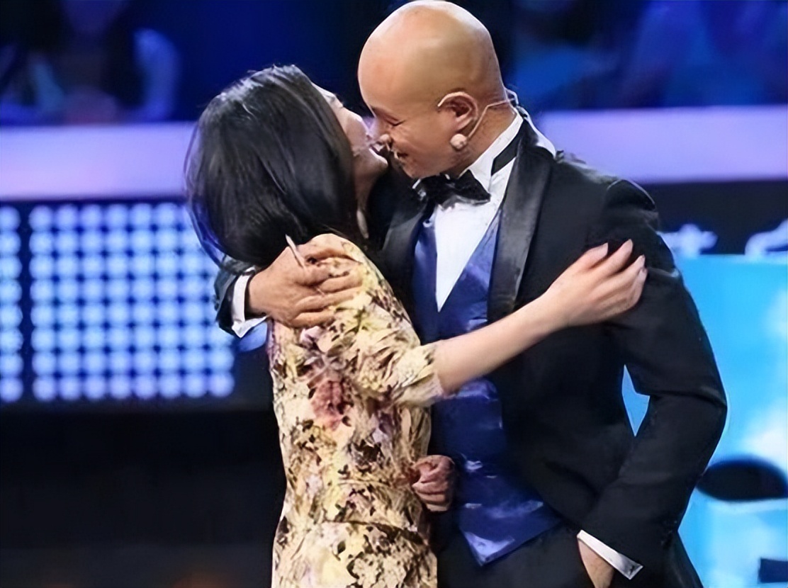 Le Jia, the host of "Invincible", has finally reached this point - iNEWS