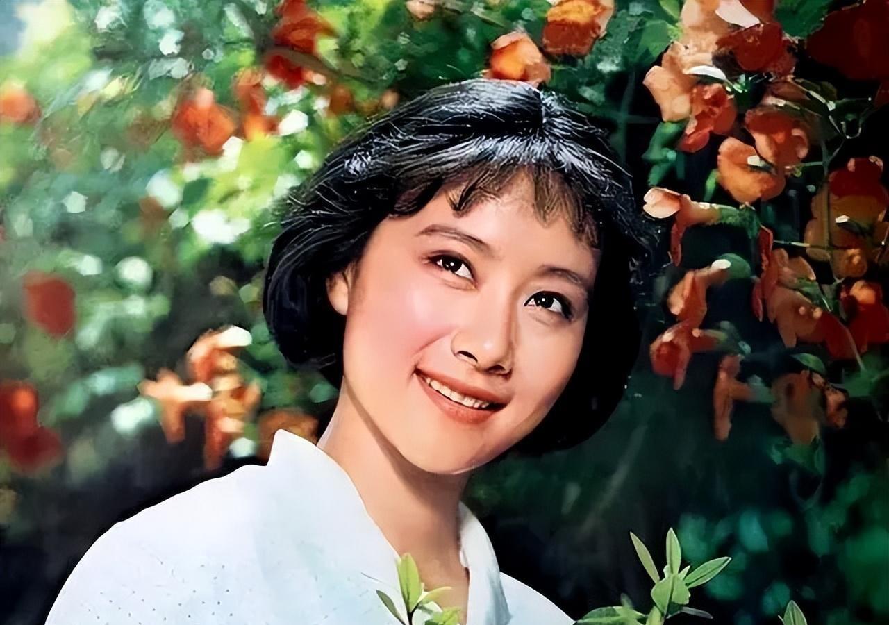 Acting Family: An Inspiring Legend of Actor Husband, Director Son, and ...