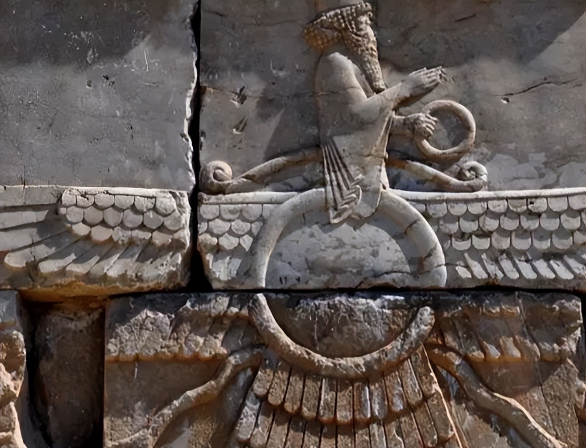 How did the sculpture art of the Achaemenid Dynasty influence the ...