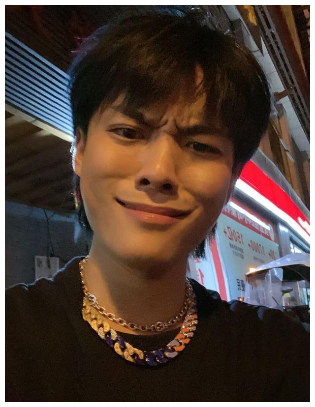 Internet celebrity "Xiao Yangge": Fans exceeded 70 million, but the ...