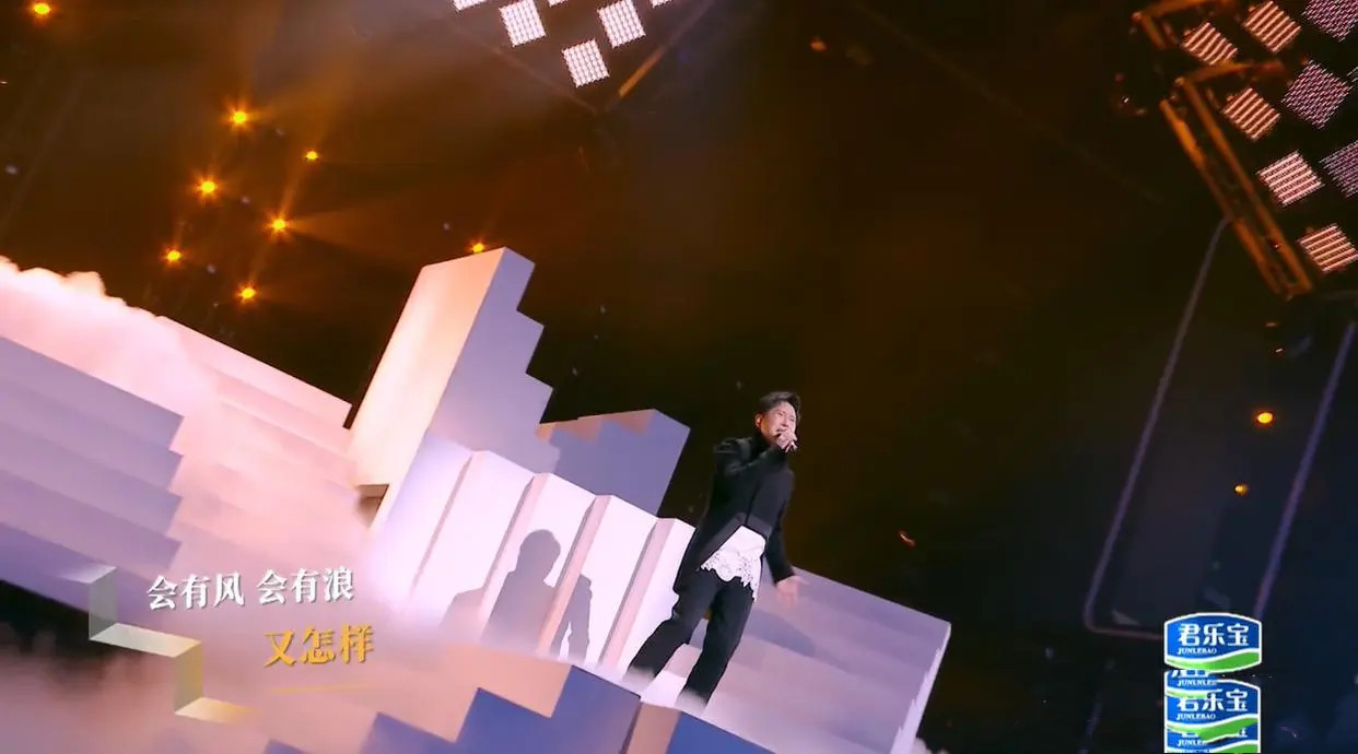 Net red questioned Zhang Xinzhe's singing skills, and Zhang Jingying ...