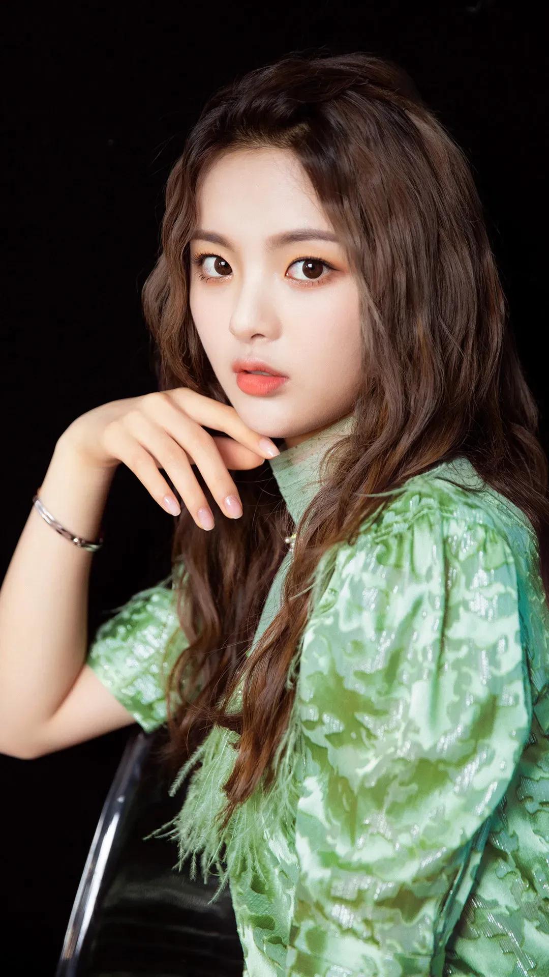 Yang Chaoyue - iMedia