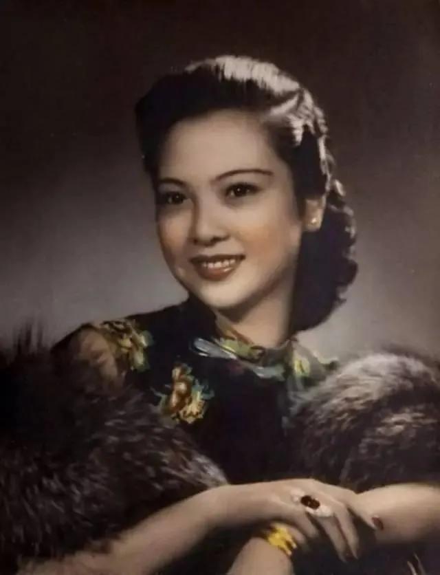 Zhou Xuan, the first of the four beauties of the Republic of China, was ...