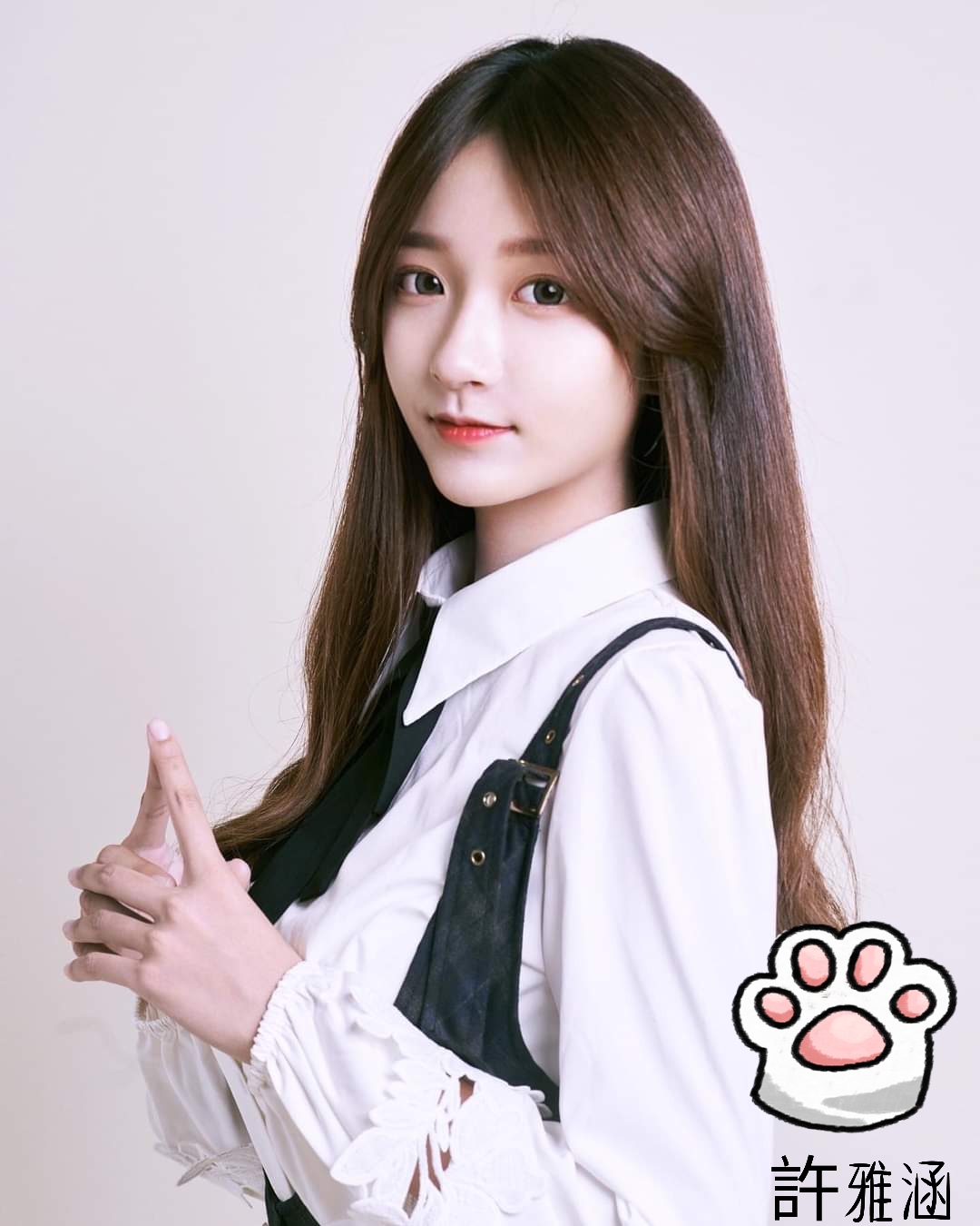 Xu Yahan's new look participated in the private photo shoot of 100 well ...