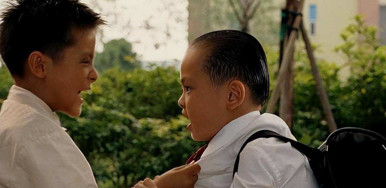 "Classic Movie Review 35" - "Changjiang No. 7" - iNEWS