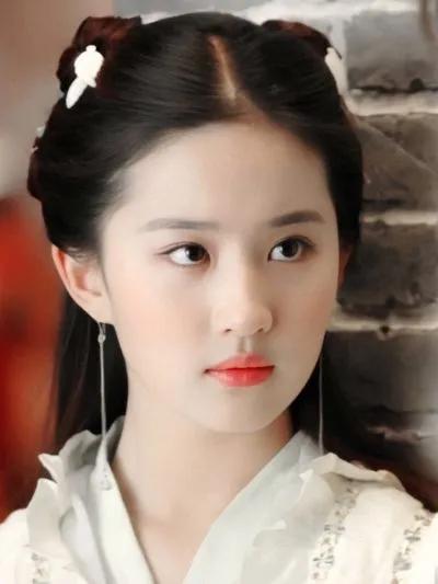 34-year-old Liu Yifei has a beautiful face. What is your initial ...