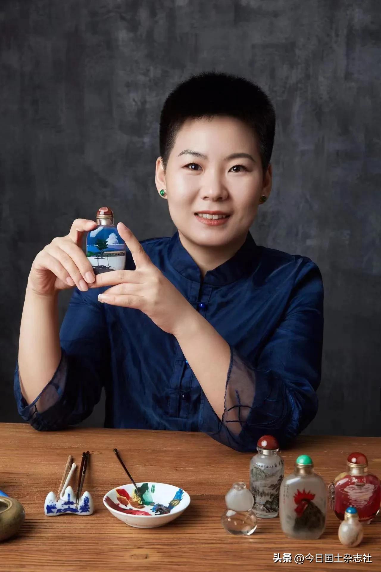 Zhang He, Inheritor of Intangible Cultural Heritage Interior Painting ...