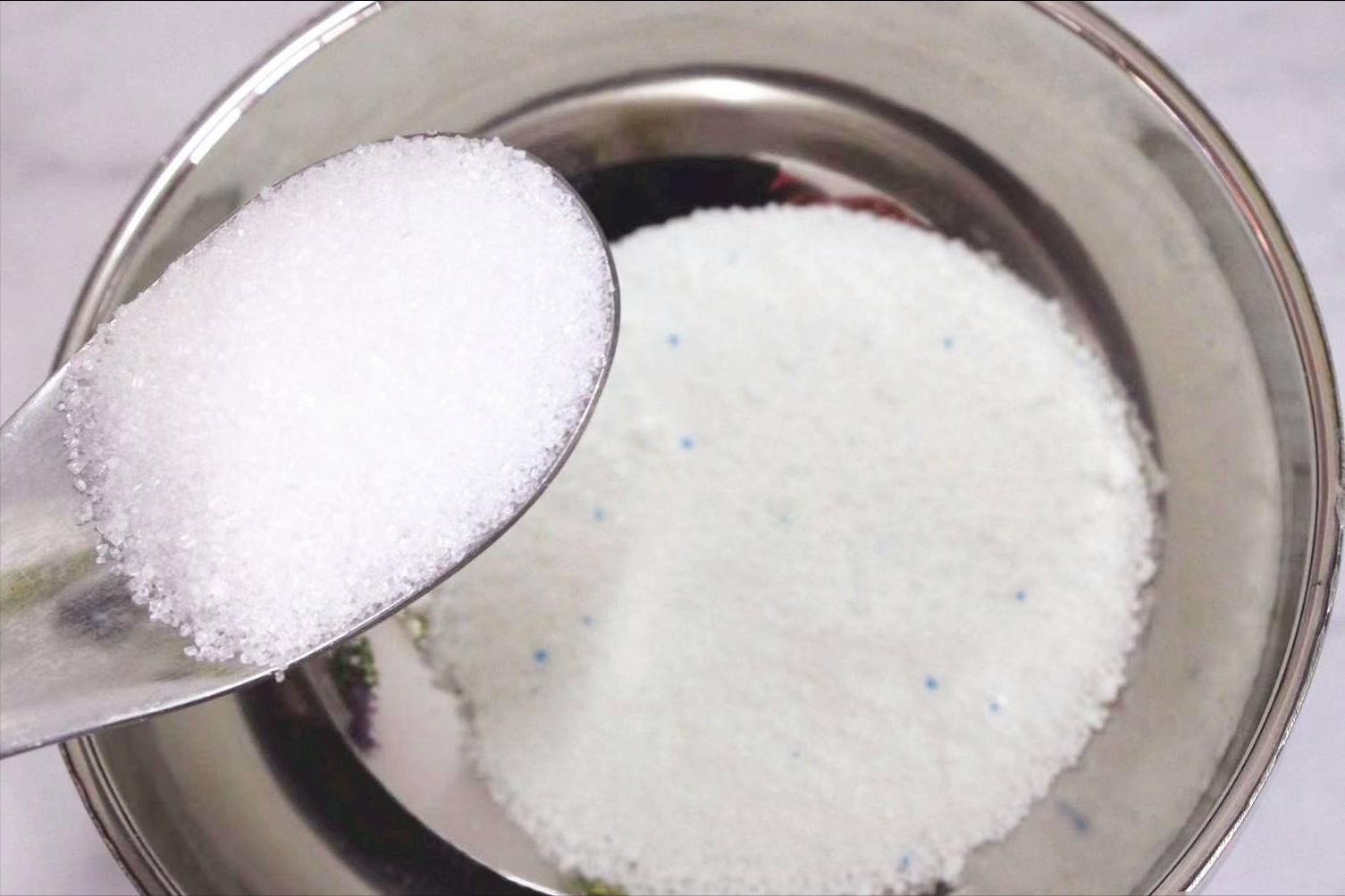 Every household has washing powder + sugar, which can be used as fly ...