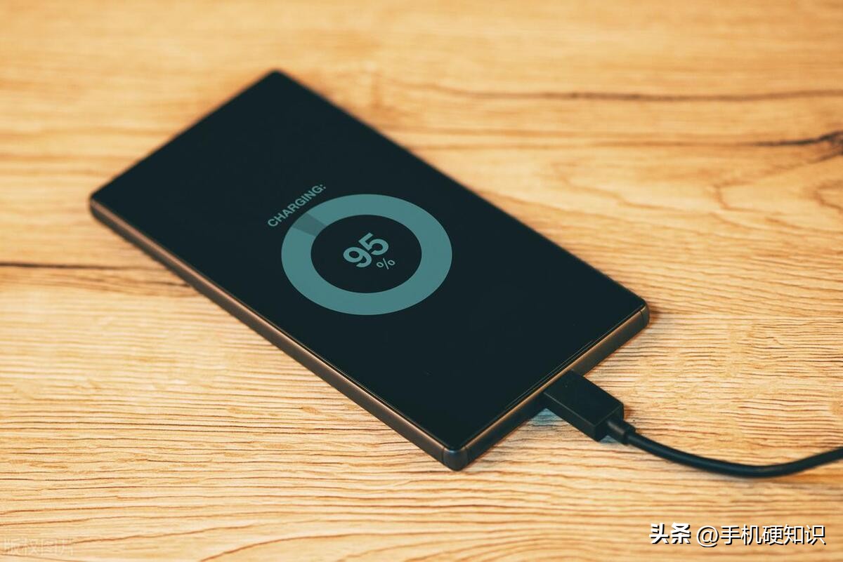 mobile phone power system - iNEWS