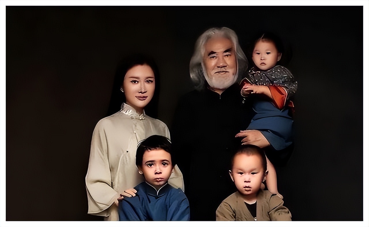 72-year-old Zhang Jizhong let go of his mouth for the first time ...