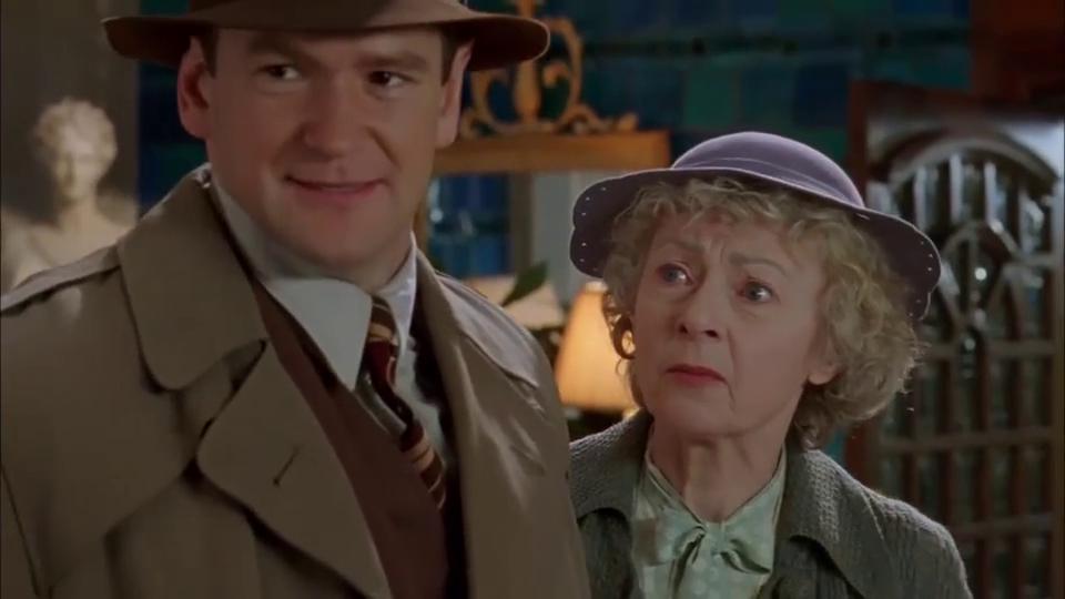 "Miss Marple's Detective Collection" S1E04: Murder Notice Diversity ...