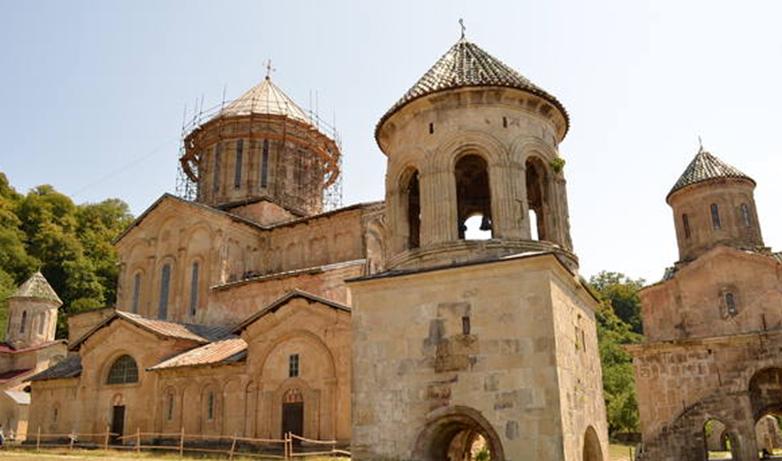 Medieval Western European monasteries, rise and function, education and ...