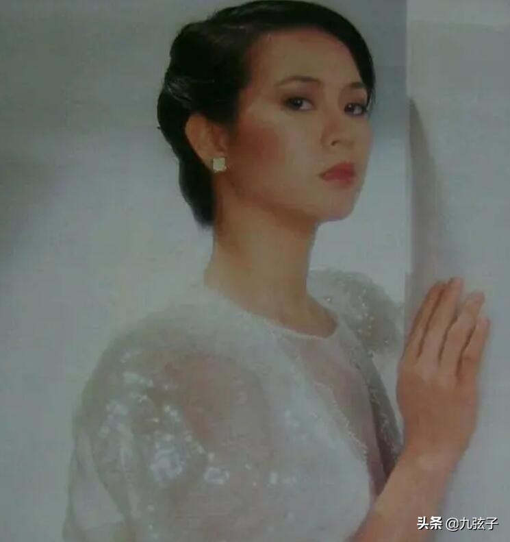 Zheng Wenya: The prototype of the Hong Kong Film Awards, quit the ...