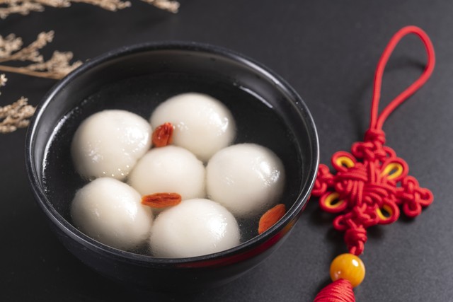 The balloon fell! The glutinous rice balls are eaten! Are the "large ...