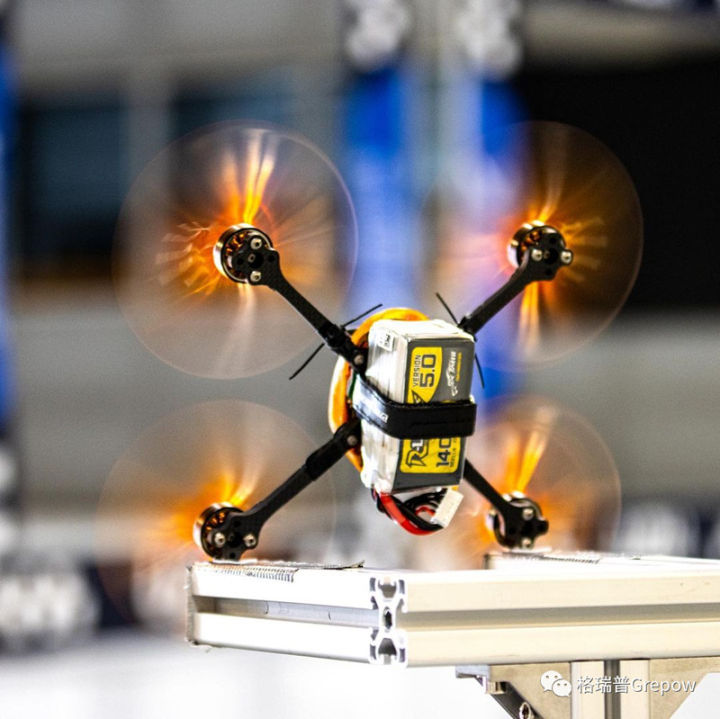 World Champion FPV Drone Pilot VS Artificial Intelligence AI ...