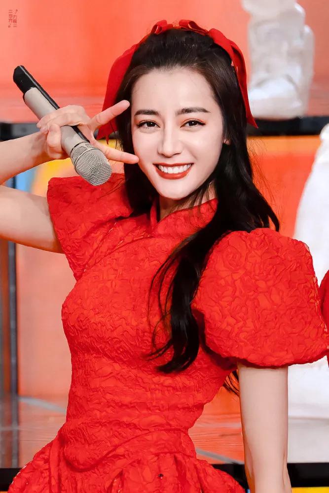 Red beauty photo - Di Lieba - iMedia