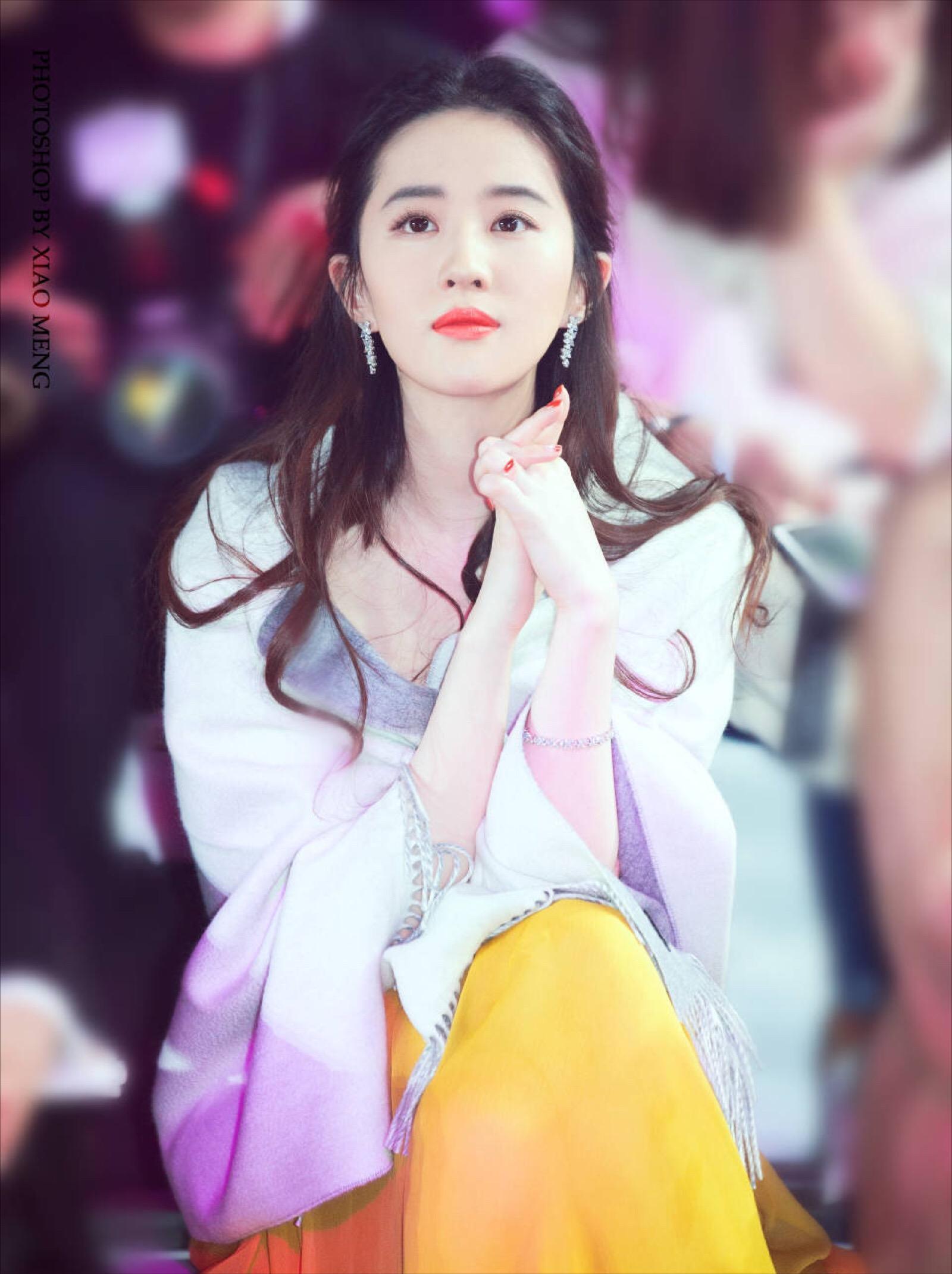 There is a kind of "competition" called Liu Yifei and Chen Jinfei ...