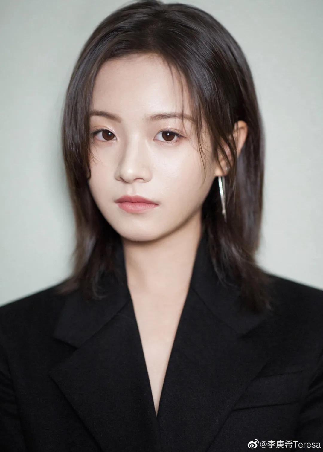 The youth group of "Xiaomin's House" above, was fanned by the treasure ...