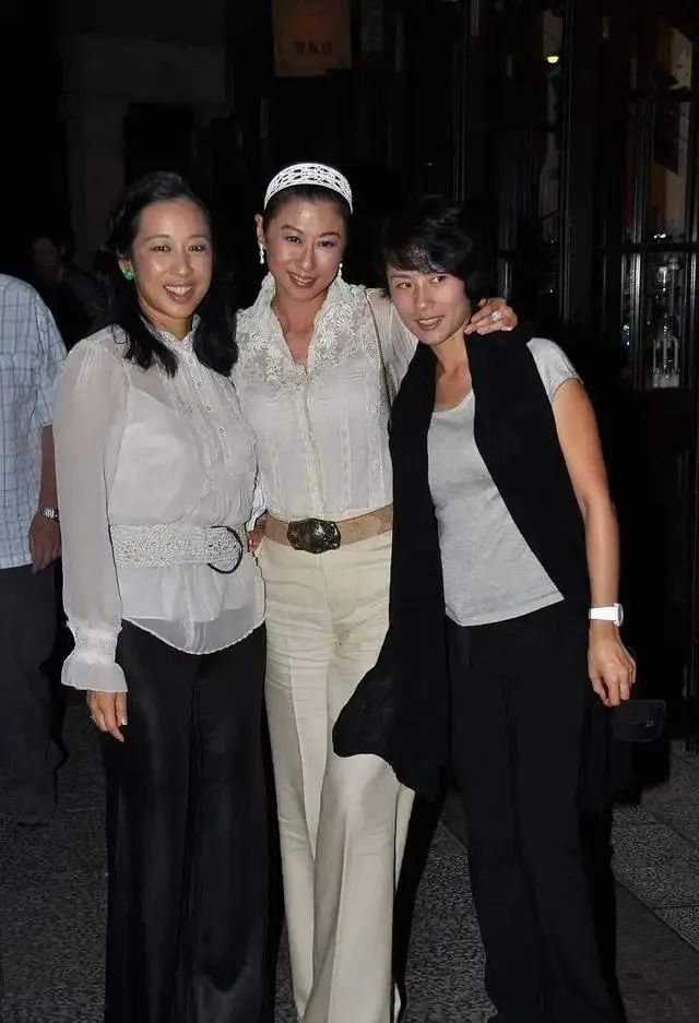 Zhu Lingling's figure really has nothing to say, the bumps and the ...