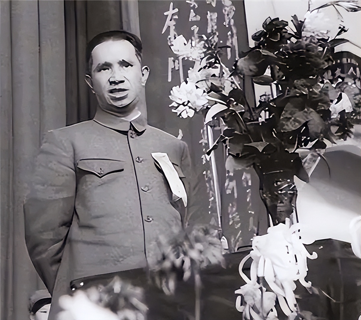 When Su Yu passed away in 1984, there was a sentence in the obituary ...