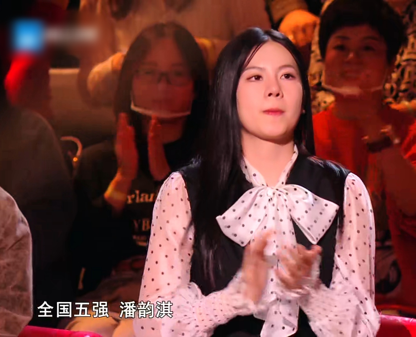 The probability of winning the top five of the good voice is 40% for ...