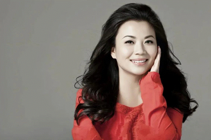 Zhang Ye: Still single at the age of 54, with Lu Jihong for 21 years ...