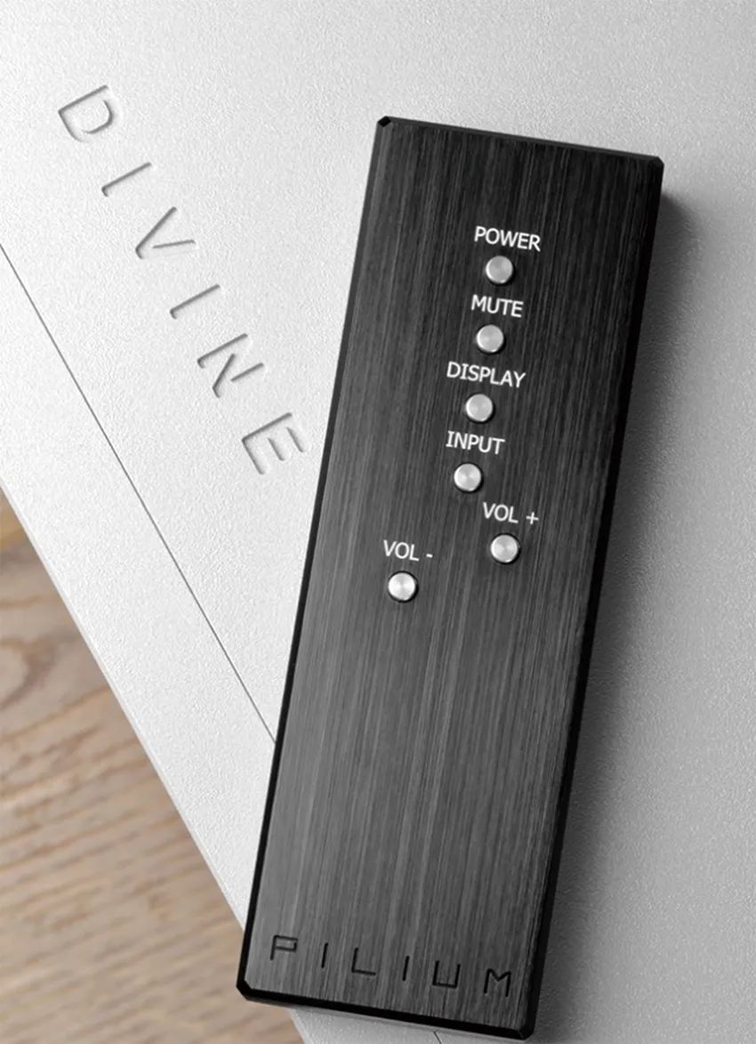 Pilium Audio Greek gods Leonidas integrated amplifier - iNEWS