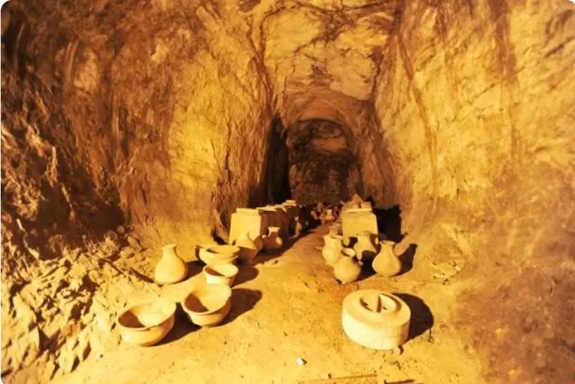 The documentary "Archaeology" explores a moment that has been sleeping ...