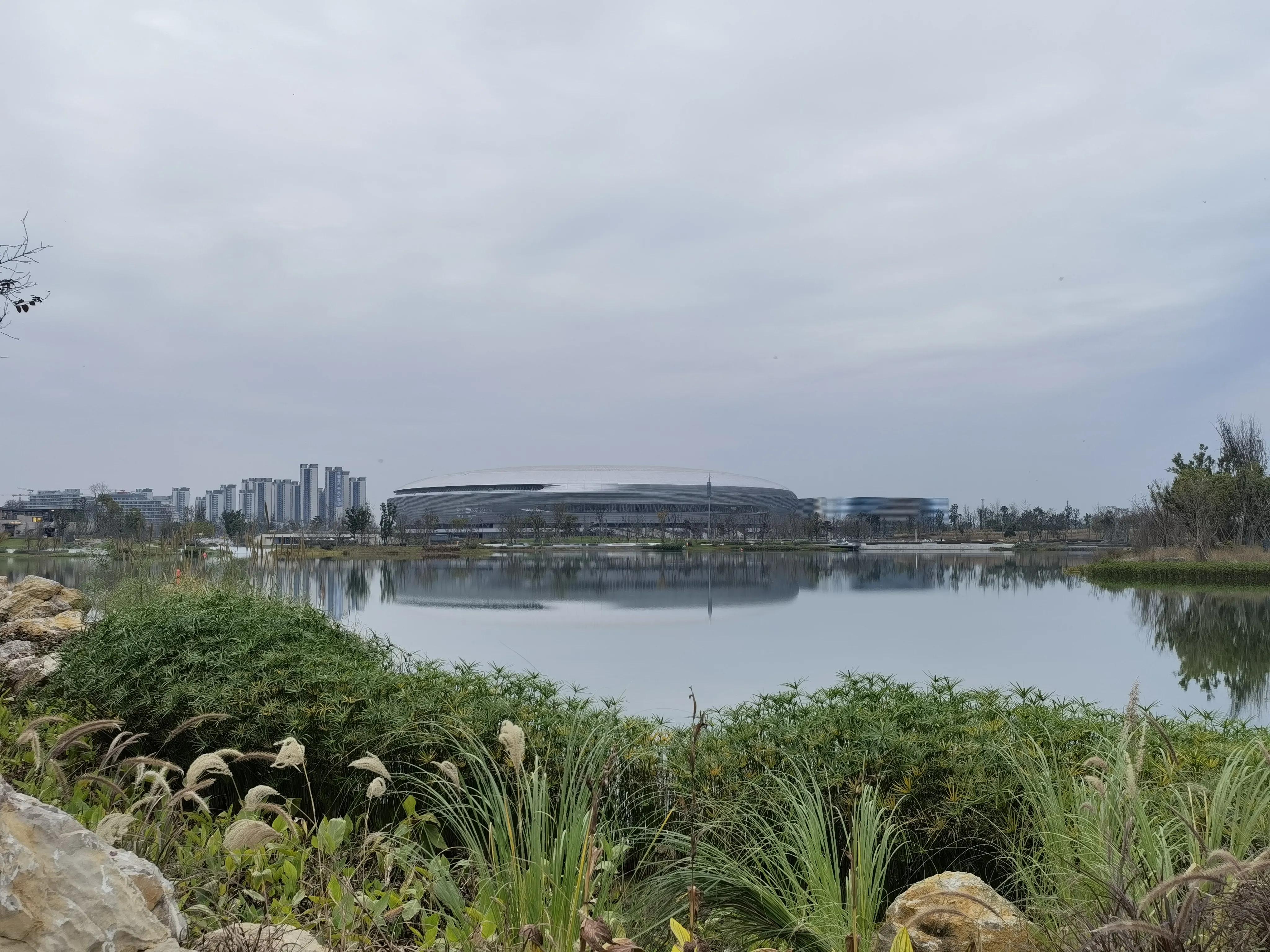 Walk into Chengdu Universiade Sports Park-Dong'an Lake Park - iNEWS