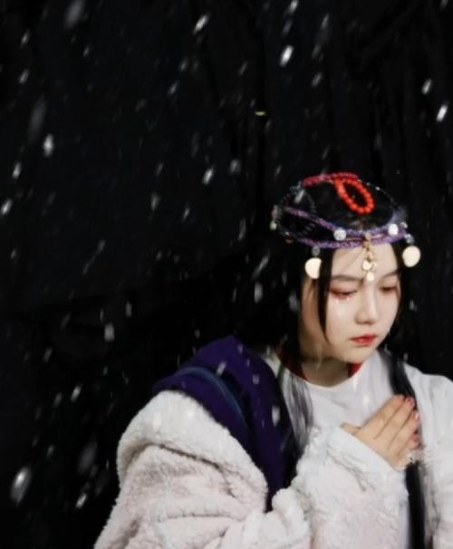 After starring in "Snow Swordsman" and "Flowers of the Sea", she is ...
