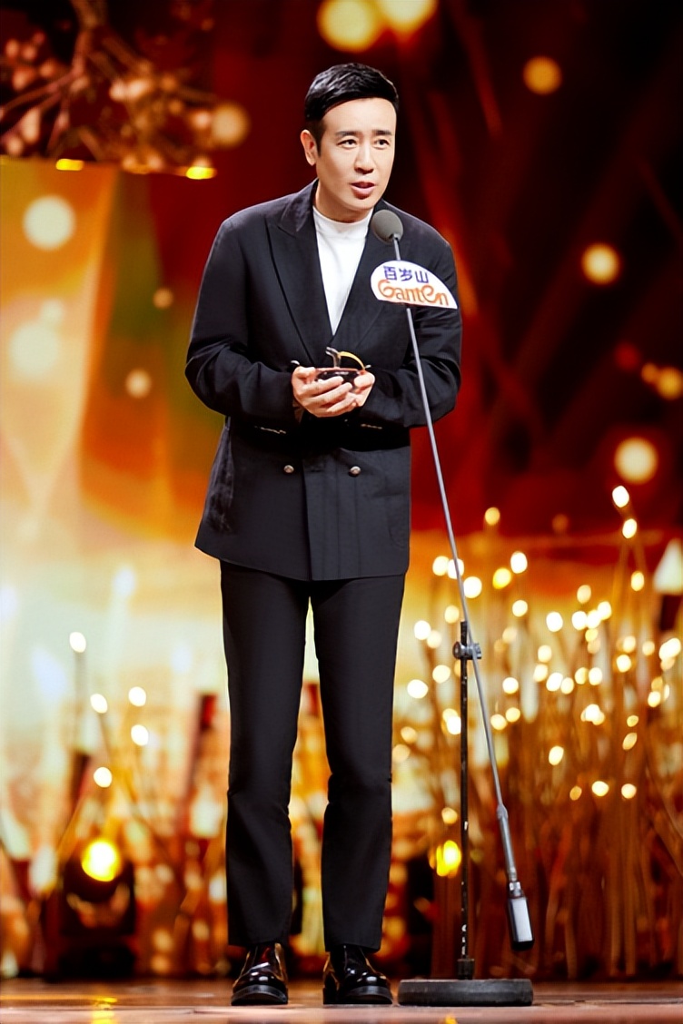 Post Weibo as a circle of friends, Yu Hewei looks like a living person ...