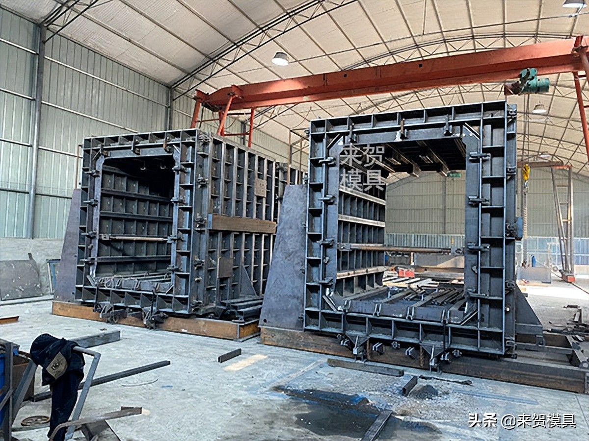 Automation research on mould of precast concrete hydraulic cover plate ...